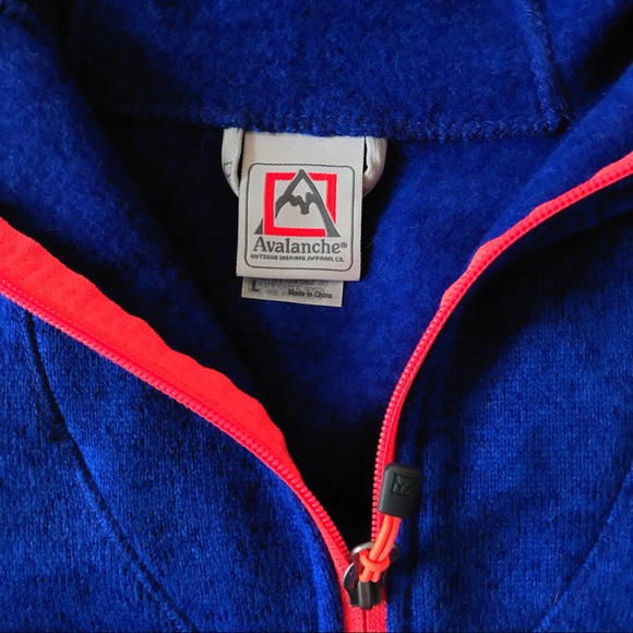 Avalanche | Tops | Avalanche Blue Fleece Pullover | Poshmark